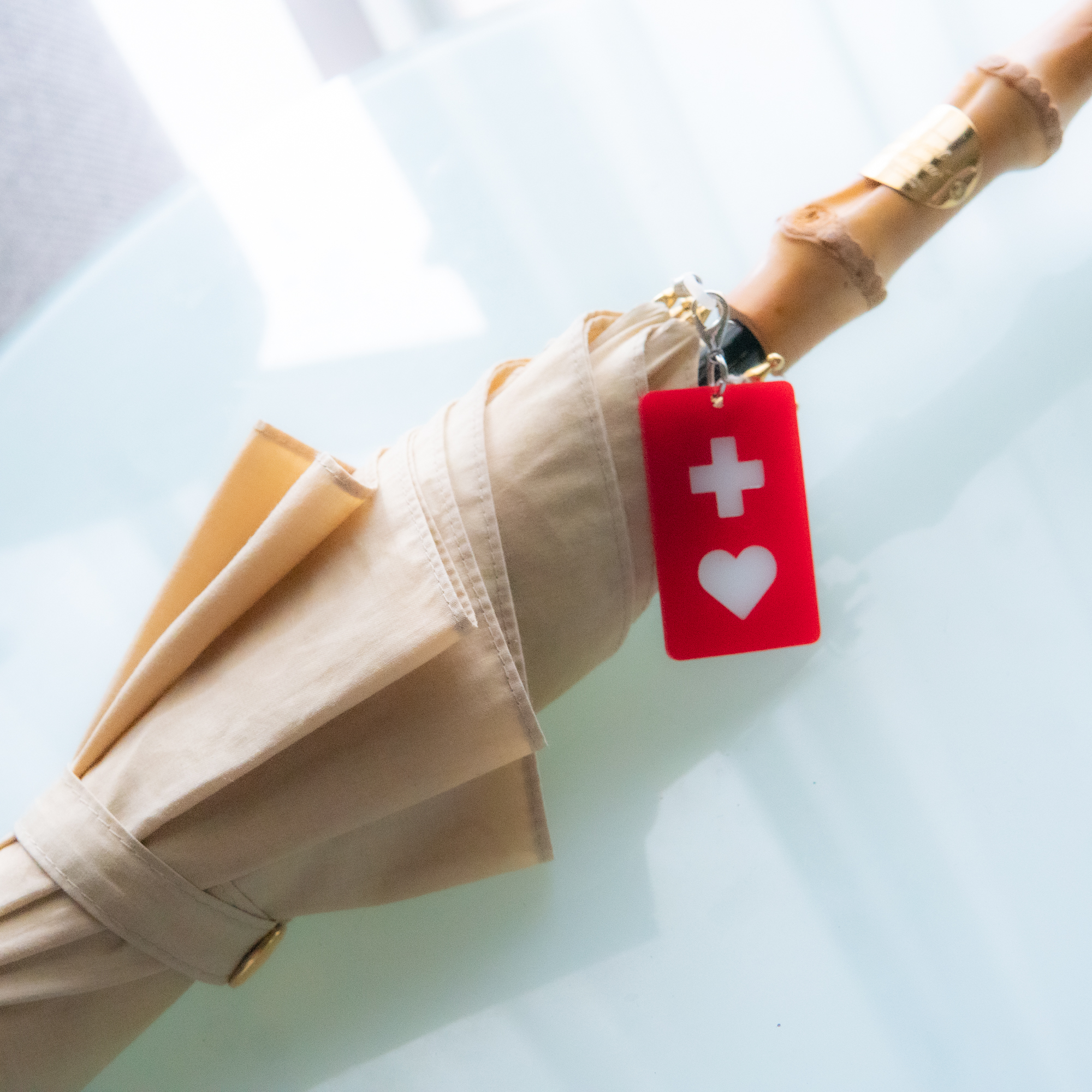 【ヘルプマーク 傘マーカー】 Mサイズ カニカン付き 791301 | Support goods Lalala